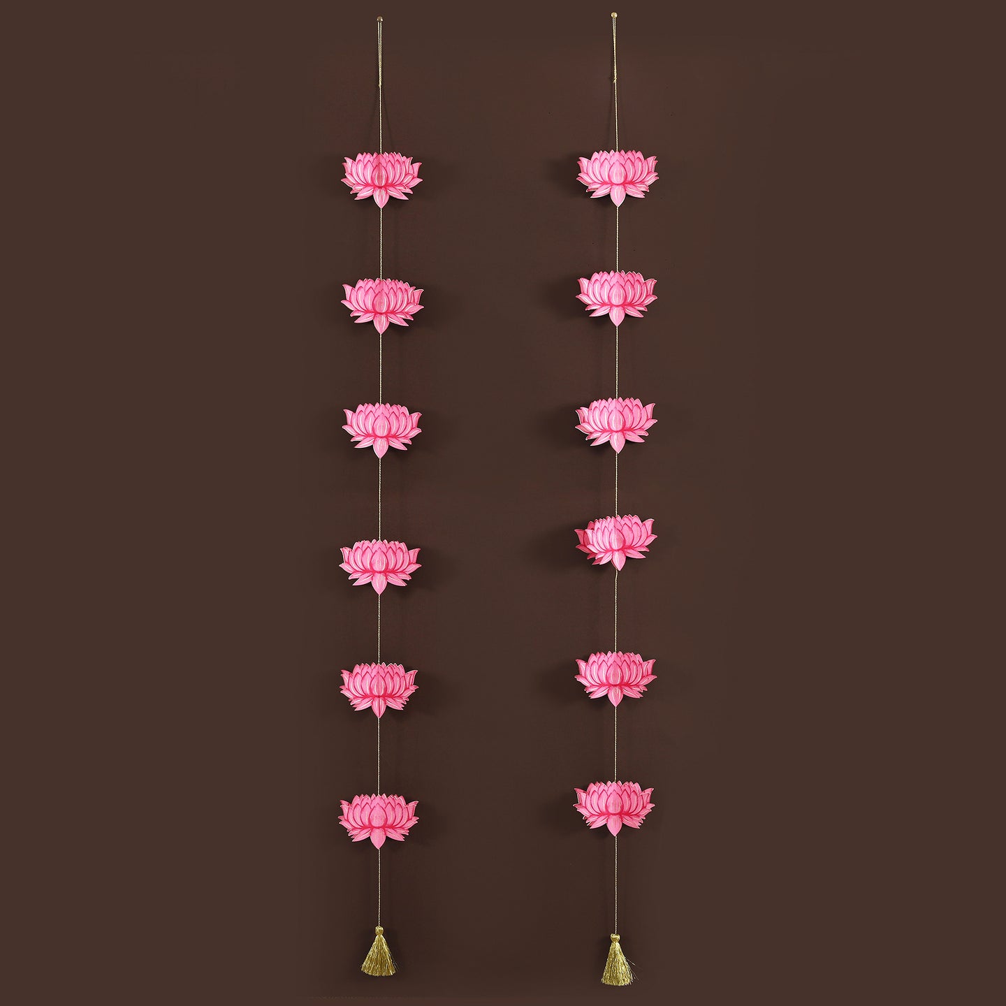 Lotus Dangler – PaperMe